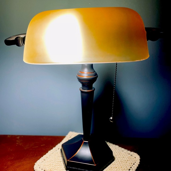 Accents | Bankers Lamp Rarely Used Excellent Condition Glass Shade ...